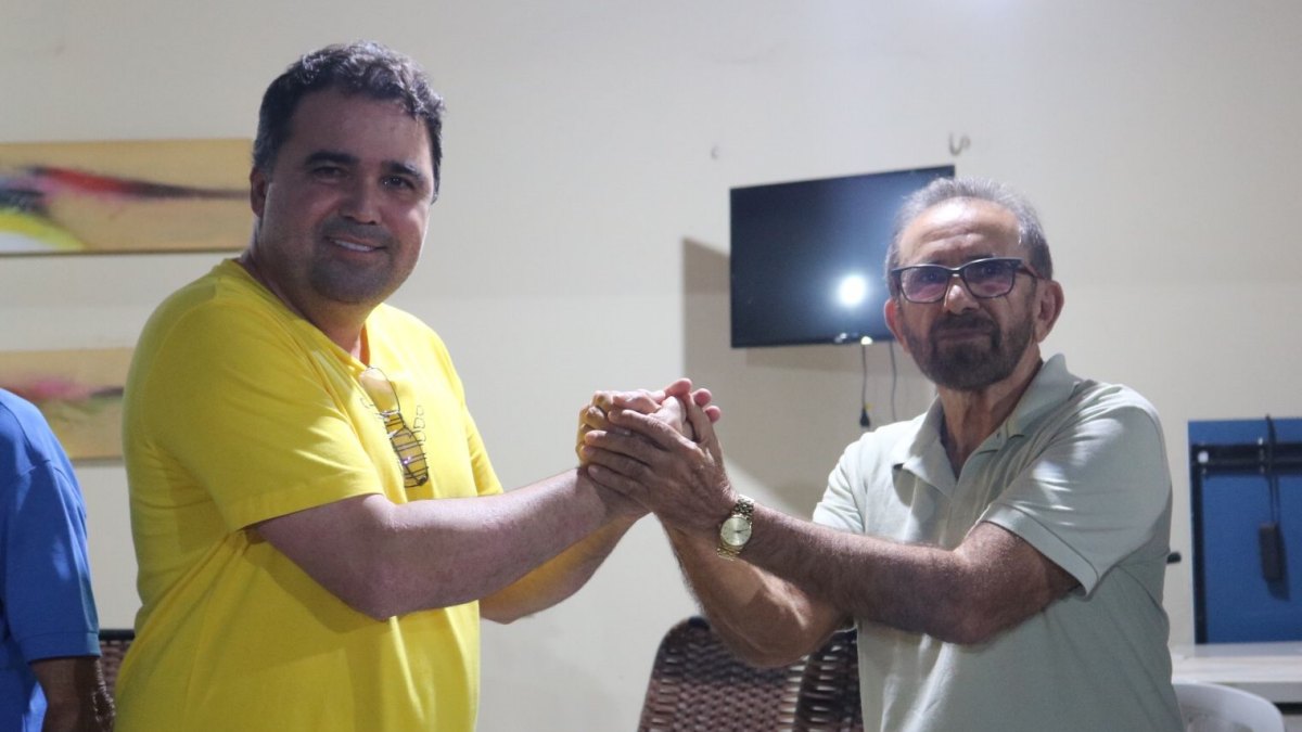 Dr Carmelo e grupo aderem ao projeto de reeleição de Germano Coelho em ...